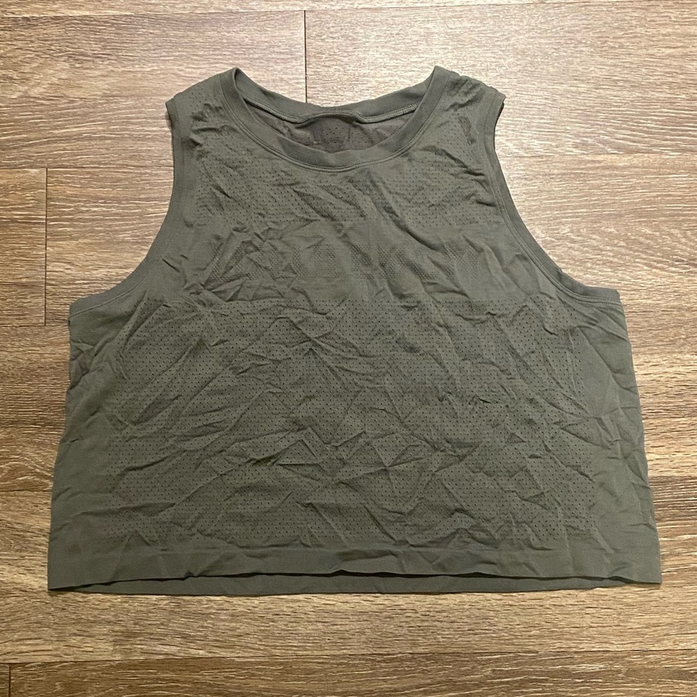Lululemon Breeze By Muscle Crop Tank Sage Grey Euc - Gem